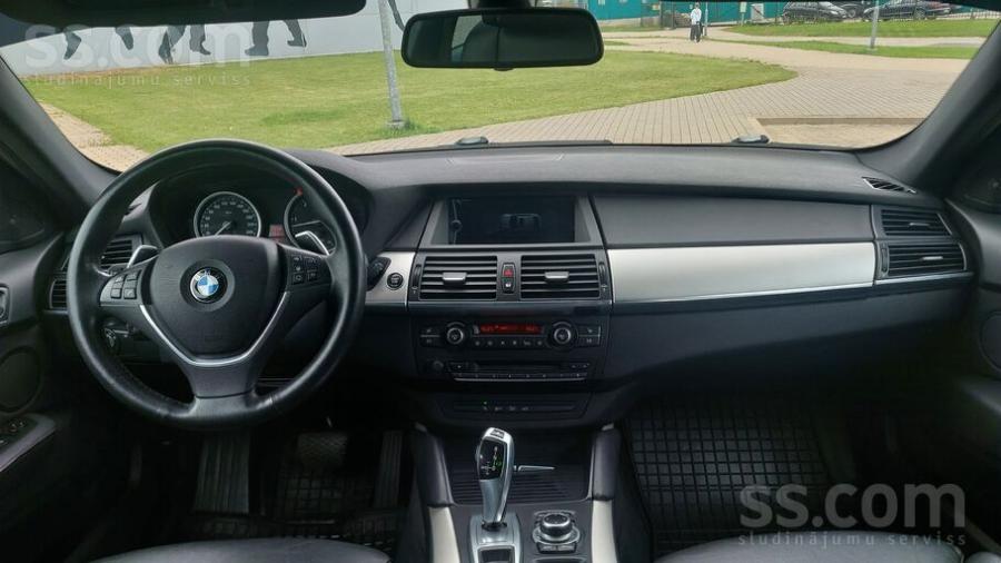 Black BMW X6 2014 in Riga, with an engine capacity of 3.00 L and mileage of 199 thousand km for 16500 €, photo 20 on AUTOMOTO.COM.LV