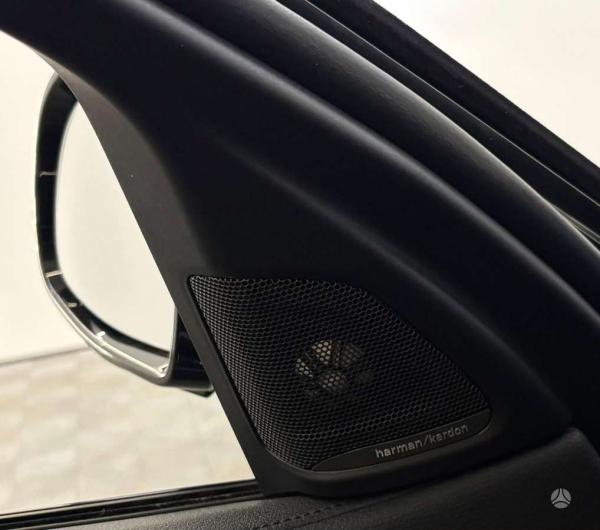 Black BMW X6 2014 in Marijampole, with an engine capacity of 2.99 L and mileage of 259 thousand km for 23750 €, photo 10 on AUTOMOTO.COM.LV