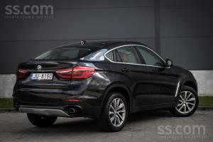 Melns BMW X6 2015 Rīga, ar dzinēja tilpumu 3.00 L un nobraukumu 147 tūkst. km par 25990 €, foto 10 vietnē AUTOMOTO.COM.LV