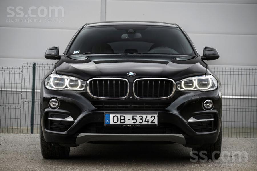 Black BMW X6 2015 in Tukums, with an engine capacity of 3.00 L and mileage of 198 thousand km for 14950 €, photo 5 on AUTOMOTO.COM.LV