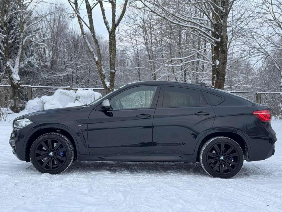 Black BMW X6 2015 in Siauliai, with an engine capacity of 3.00 L and mileage of 197 thousand km for 23900 €, photo 7 on AUTOMOTO.COM.LV