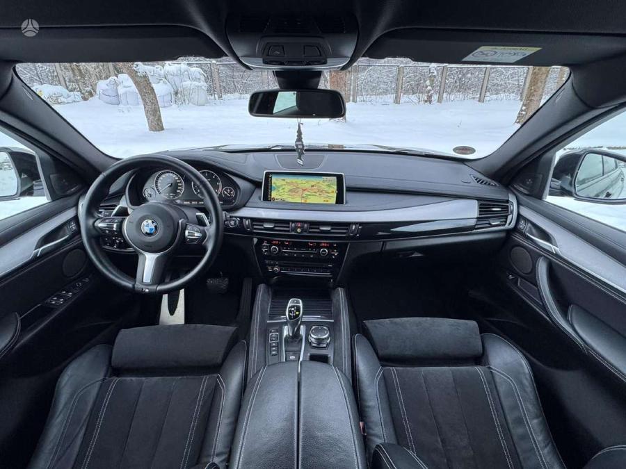 Black BMW X6 2015 in Siauliai, with an engine capacity of 3.00 L and mileage of 197 thousand km for 23900 €, photo 12 on AUTOMOTO.COM.LV