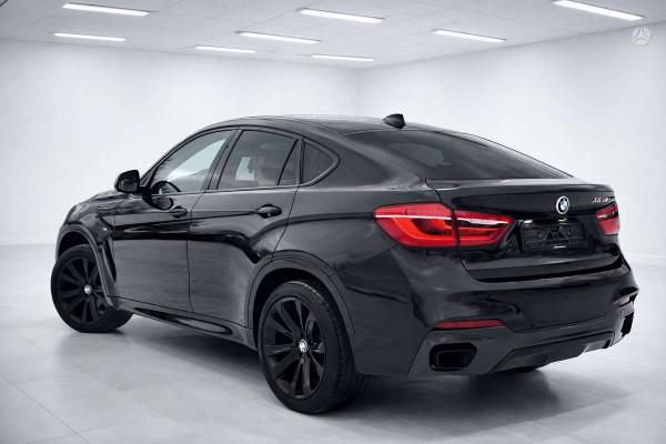 Melns BMW X6 2015 Šauļi, ar dzinēja tilpumu 3.00 L un nobraukumu 197 tūkst. km par 24380 €, foto 4 vietnē AUTOMOTO.COM.LV