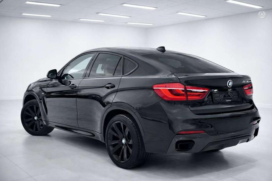 Melns BMW X6 2015 Šauļi, ar dzinēja tilpumu 3.00 L un nobraukumu 197 tūkst. km par 24380 €, foto 4 vietnē AUTOMOTO.COM.LV