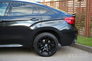 Melns BMW X6 2015 Rīga, ar dzinēja tilpumu 3.00 L un nobraukumu 268 tūkst. km par 24900 €, foto 33 vietnē AUTOMOTO.COM.LV
