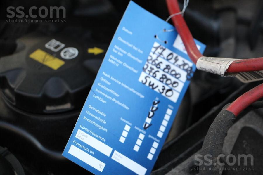 Melns BMW X6 2015 Rīga, ar dzinēja tilpumu 3.00 L un nobraukumu 268 tūkst. km par 24900 €, foto 36 vietnē AUTOMOTO.COM.LV