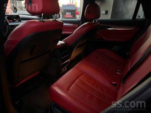Black BMW X6 2015 in Riga, with an engine capacity of 3.00 L and mileage of 149 thousand km for 30900 €, photo 10 on AUTOMOTO.COM.LV