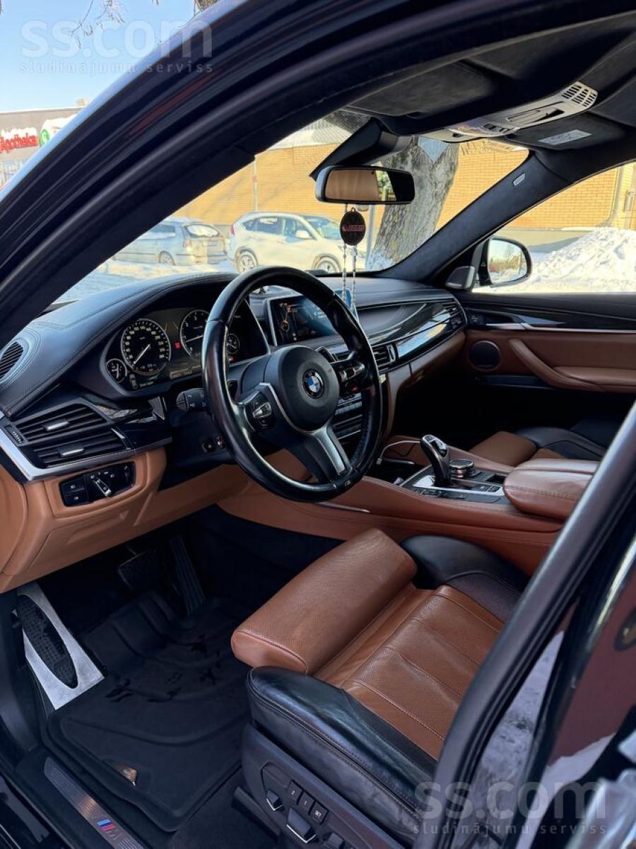 Black BMW X6 2015 in Riga, with an engine capacity of 3.00 L and mileage of 0 thousand km for 21500 €, photo 9 on AUTOMOTO.COM.LV