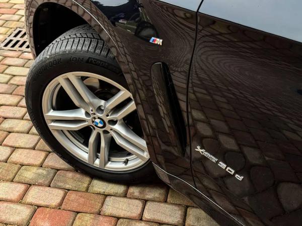 Black BMW X6 2015 in Riga, with an engine capacity of 3.00 L and mileage of 188 thousand km for 20200 €, photo 8 on AUTOMOTO.COM.LV