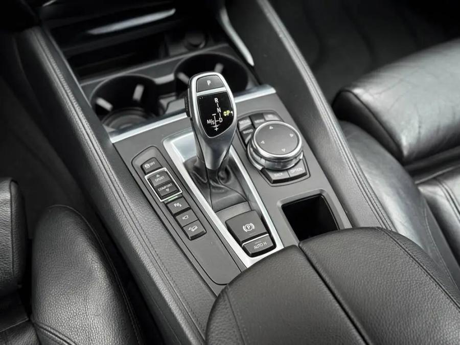 Melns BMW X6 2015 Rīga, ar dzinēja tilpumu 3.00 L un nobraukumu 188 tūkst. km par 20200 €, foto 12 vietnē AUTOMOTO.COM.LV