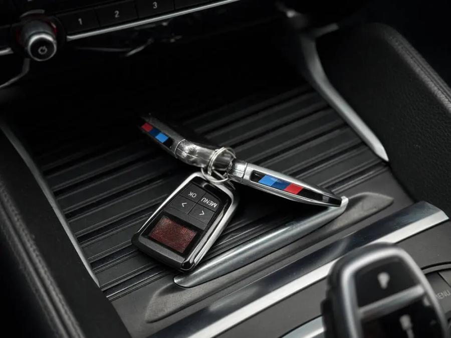 Melns BMW X6 2015 Rīga, ar dzinēja tilpumu 3.00 L un nobraukumu 188 tūkst. km par 20200 €, foto 19 vietnē AUTOMOTO.COM.LV