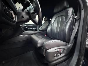 Melns BMW X6 2015 Rīga, ar dzinēja tilpumu 3.00 L un nobraukumu 188 tūkst. km par 20200 €, foto 26 vietnē AUTOMOTO.COM.LV