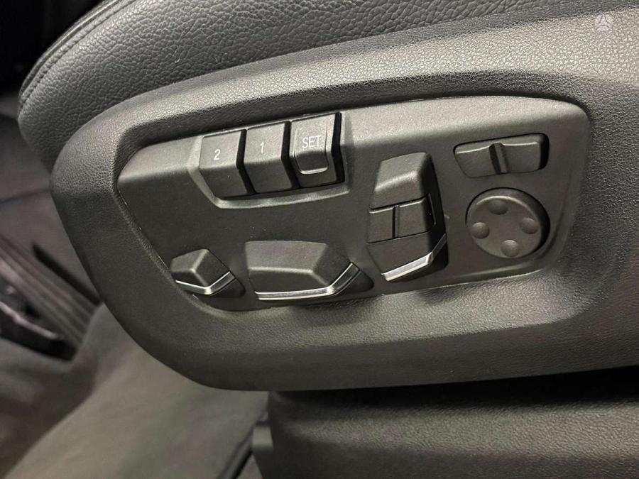 Black BMW X6 2015 in Marijampole, with an engine capacity of 2.99 L and mileage of 175 thousand km for 23450 €, photo 22 on AUTOMOTO.COM.LV