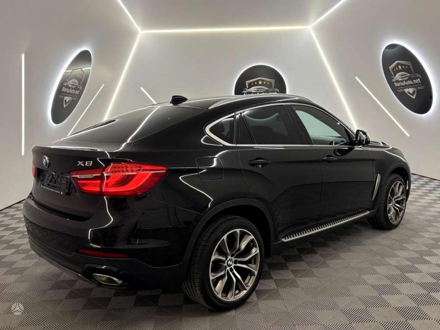 Black BMW X6 2015 in Marijampole, with an engine capacity of 2.99 L and mileage of 175 thousand km for 23450 €, photo 31 on AUTOMOTO.COM.LV
