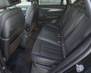 Black BMW X6 2015 in Panevezys, with an engine capacity of 2.99 L and mileage of 313 thousand km for 22999 €, photo 20 on AUTOMOTO.COM.LV