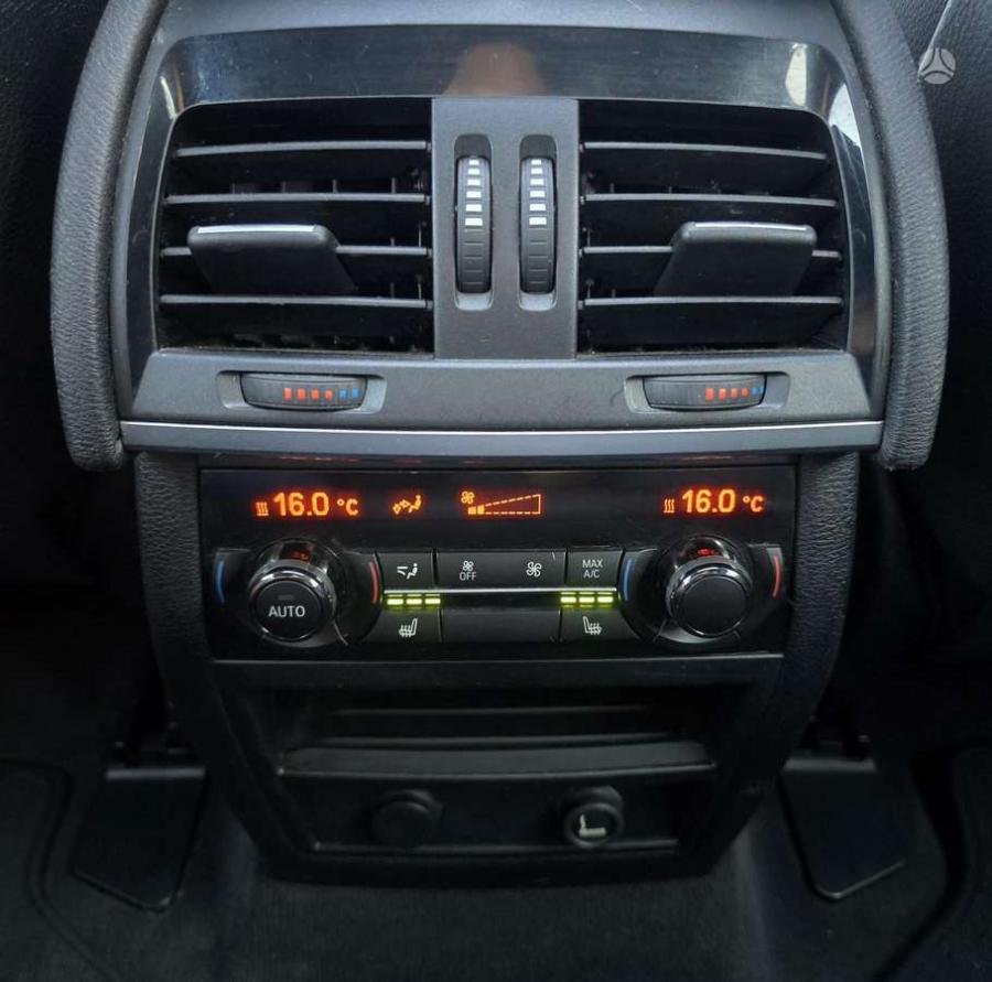 Black BMW X6 2015 in Panevezys, with an engine capacity of 2.99 L and mileage of 313 thousand km for 22999 €, photo 22 on AUTOMOTO.COM.LV