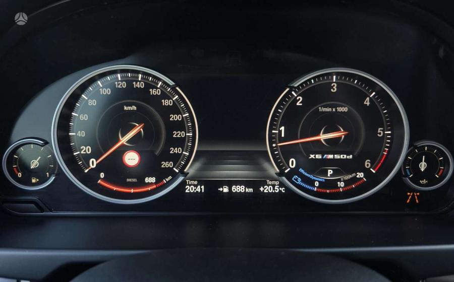 Black BMW X6 2015 in Panevezys, with an engine capacity of 2.99 L and mileage of 313 thousand km for 22999 €, photo 28 on AUTOMOTO.COM.LV