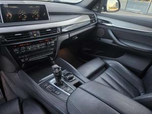 Black BMW X6 2015 in Panevezys, with an engine capacity of 2.99 L and mileage of 313 thousand km for 22999 €, photo 34 on AUTOMOTO.COM.LV