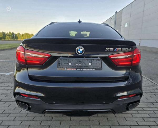 Melns BMW X6 2015 Panevēža, ar dzinēja tilpumu 2.99 L un nobraukumu 313 tūkst. km par 20499 €, foto 5 vietnē AUTOMOTO.COM.LV