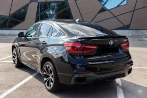 Black BMW X6 2015 in Siauliai, with an engine capacity of 2.99 L and mileage of 252 thousand km for 23500 €, photo 4 on AUTOMOTO.COM.LV