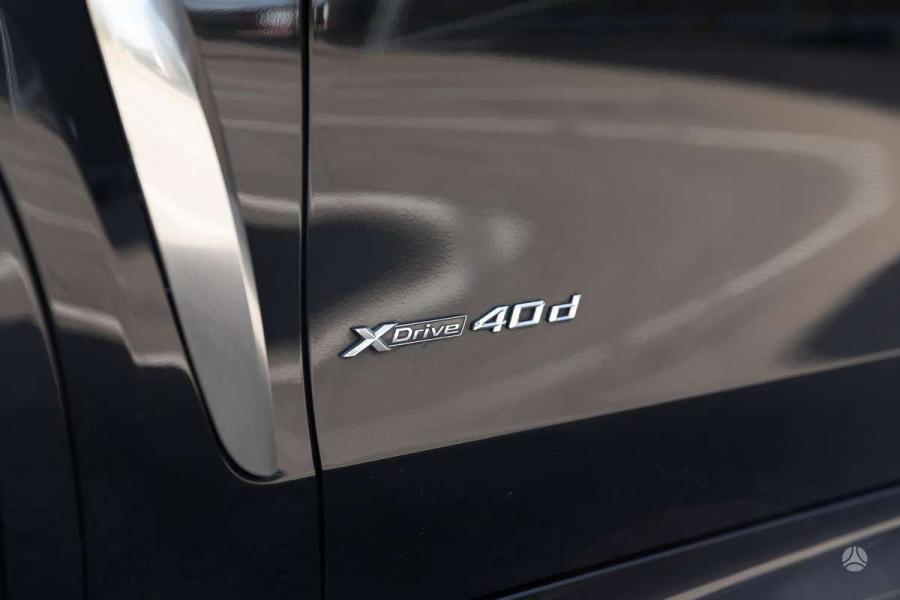 Black BMW X6 2015 in Siauliai, with an engine capacity of 2.99 L and mileage of 252 thousand km for 23500 €, photo 35 on AUTOMOTO.COM.LV