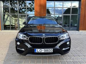 Black BMW X6 2015 in Riga, with an engine capacity of 3.00 L and mileage of 221 thousand km for 23900 €, photo 3 on AUTOMOTO.COM.LV