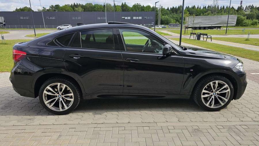 Melns BMW X6 2015 Kauņa, ar dzinēja tilpumu 2.99 L un nobraukumu 229 tūkst. km par 23490 €, foto 13 vietnē AUTOMOTO.COM.LV