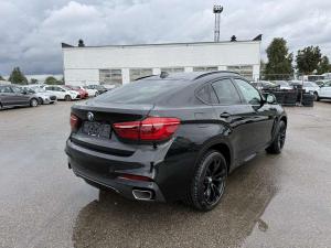 Black BMW X6 2015 in Marijampole, with an engine capacity of 2.99 L and mileage of 180 thousand km for 25500 €, photo 9 on AUTOMOTO.COM.LV