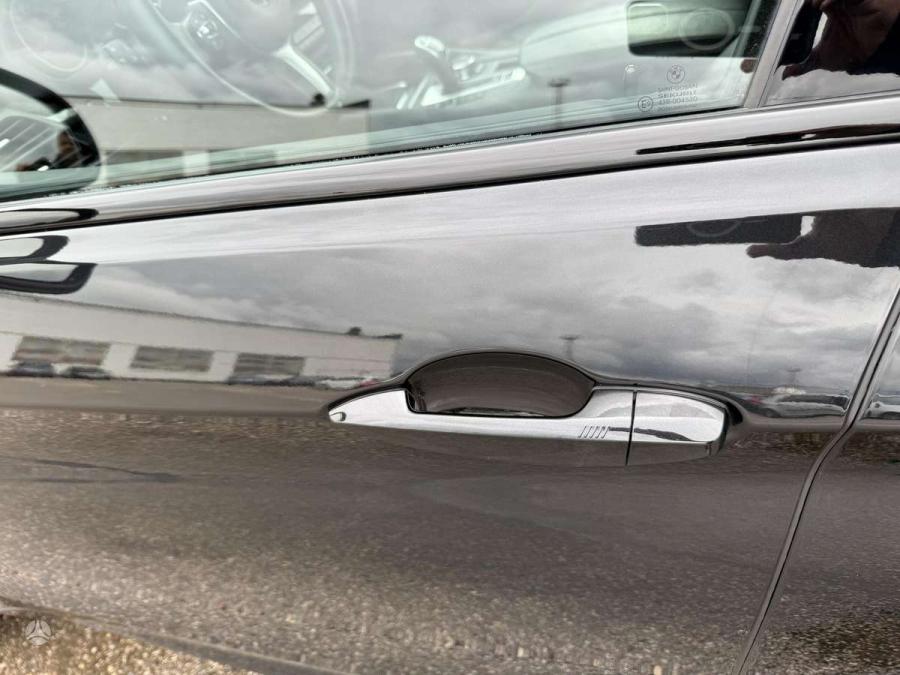 Black BMW X6 2015 in Marijampole, with an engine capacity of 2.99 L and mileage of 180 thousand km for 25500 €, photo 10 on AUTOMOTO.COM.LV