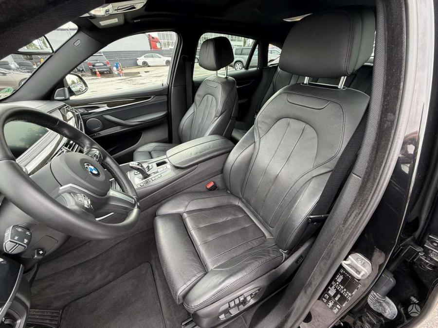 Black BMW X6 2015 in Marijampole, with an engine capacity of 2.99 L and mileage of 180 thousand km for 25500 €, photo 12 on AUTOMOTO.COM.LV