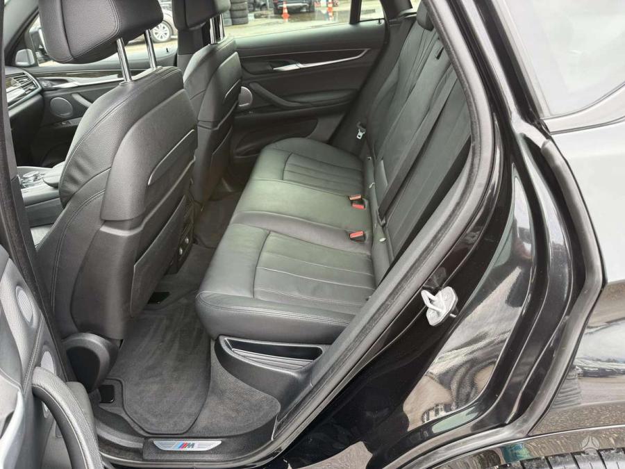 Black BMW X6 2015 in Marijampole, with an engine capacity of 2.99 L and mileage of 180 thousand km for 25500 €, photo 15 on AUTOMOTO.COM.LV