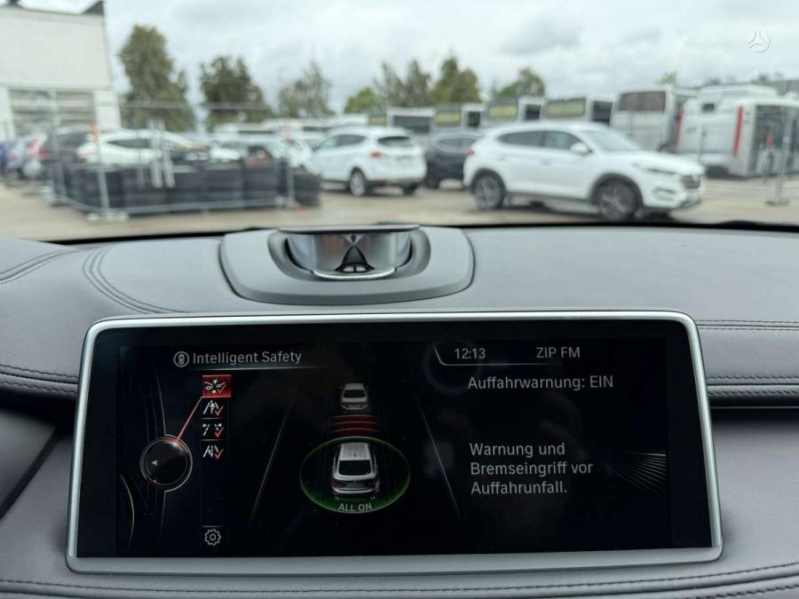 Black BMW X6 2015 in Marijampole, with an engine capacity of 2.99 L and mileage of 180 thousand km for 25500 €, photo 28 on AUTOMOTO.COM.LV