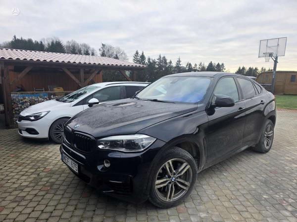Melns BMW X6 2016 Kretinga, ar dzinēja tilpumu 2.99 L un nobraukumu 269 tūkst. km par 23700 €, foto 1 vietnē AUTOMOTO.COM.LV