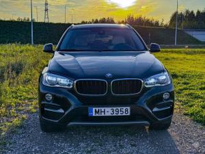 Black BMW X6 2016 in Klaipeda, with an engine capacity of 2.99 L and mileage of 95 thousand km for 30000 €, photo 3 on AUTOMOTO.COM.LV