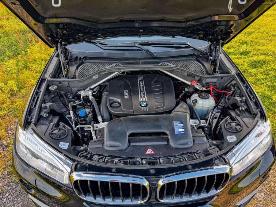 Black BMW X6 2016 in Klaipeda, with an engine capacity of 2.99 L and mileage of 95 thousand km for 30000 €, photo 8 on AUTOMOTO.COM.LV
