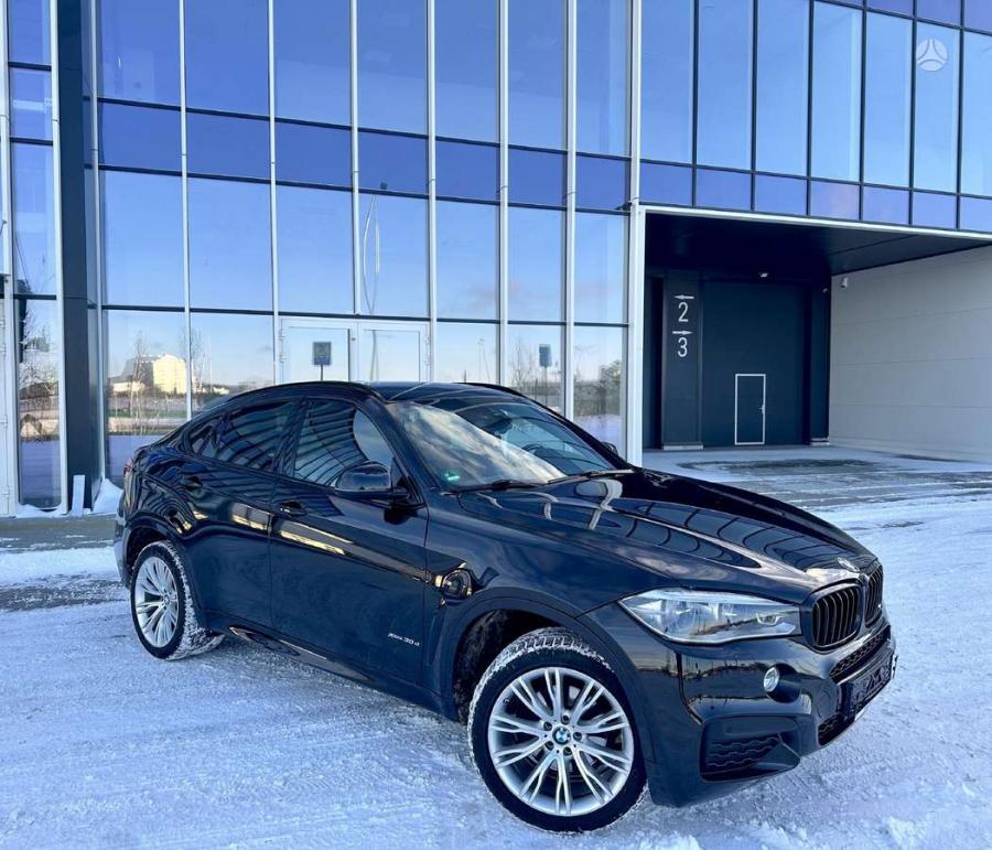 Black BMW X6 2016 in Vilnius, with an engine capacity of 2.99 L and mileage of 260 thousand km for 24700 €, photo 12 on AUTOMOTO.COM.LV
