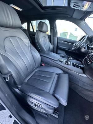 Black BMW X6 2016 in Vilnius, with an engine capacity of 2.99 L and mileage of 260 thousand km for 24700 €, photo 20 on AUTOMOTO.COM.LV