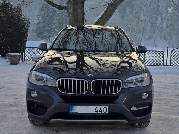 Black BMW X6 2016 in Vilnius, with an engine capacity of 4.40 L and mileage of 260 thousand km for 15800 €, photo 2 on AUTOMOTO.COM.LV