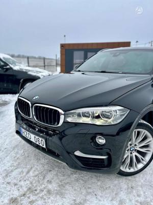 Black BMW X6 2016 in Kaunas, with an engine capacity of 2.99 L and mileage of 190 thousand km for 23200 €, photo 2 on AUTOMOTO.COM.LV