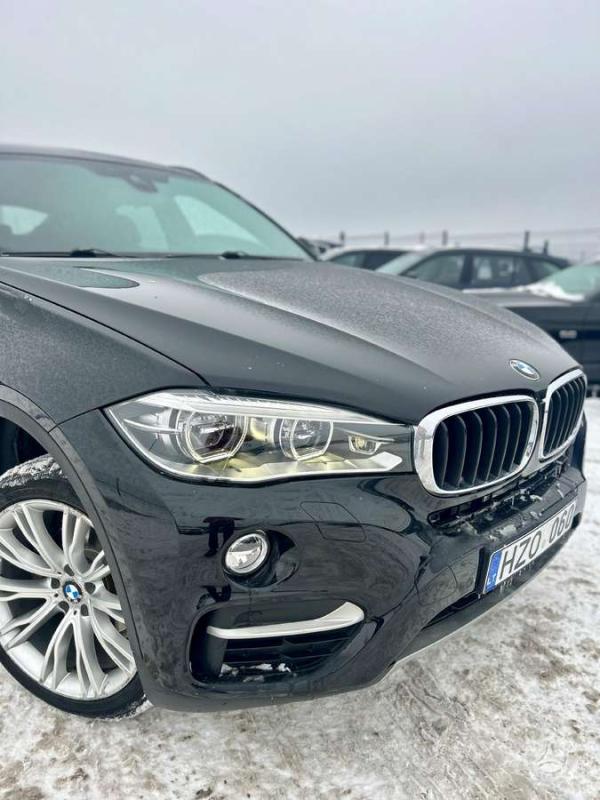 Black BMW X6 2016 in Kaunas, with an engine capacity of 2.99 L and mileage of 190 thousand km for 23200 €, photo 5 on AUTOMOTO.COM.LV