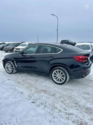 Black BMW X6 2016 in Kaunas, with an engine capacity of 2.99 L and mileage of 190 thousand km for 23200 €, photo 11 on AUTOMOTO.COM.LV