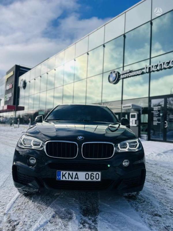 Black BMW X6 2016 in Kaunas, with an engine capacity of 2.99 L and mileage of 217 thousand km for 25300 €, photo 5 on AUTOMOTO.COM.LV