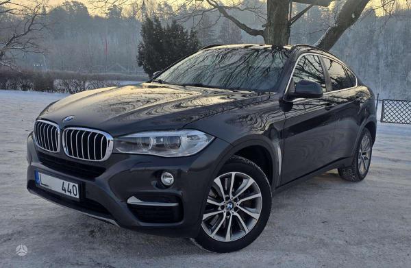 Black BMW X6 2016 in Vilnius, with an engine capacity of 4.40 L and mileage of 260 thousand km for 14900 €, photo 1 on AUTOMOTO.COM.LV