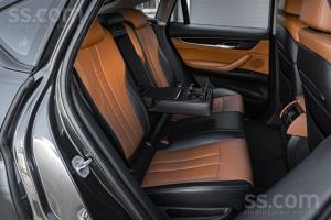 Black BMW X6 2016 in Riga, with an engine capacity of 3.00 L and mileage of 192 thousand km for 20990 €, photo 14 on AUTOMOTO.COM.LV