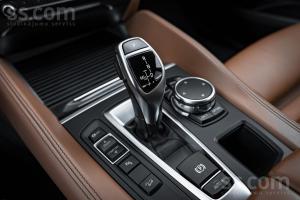 Black BMW X6 2016 in Riga, with an engine capacity of 3.00 L and mileage of 192 thousand km for 20990 €, photo 18 on AUTOMOTO.COM.LV