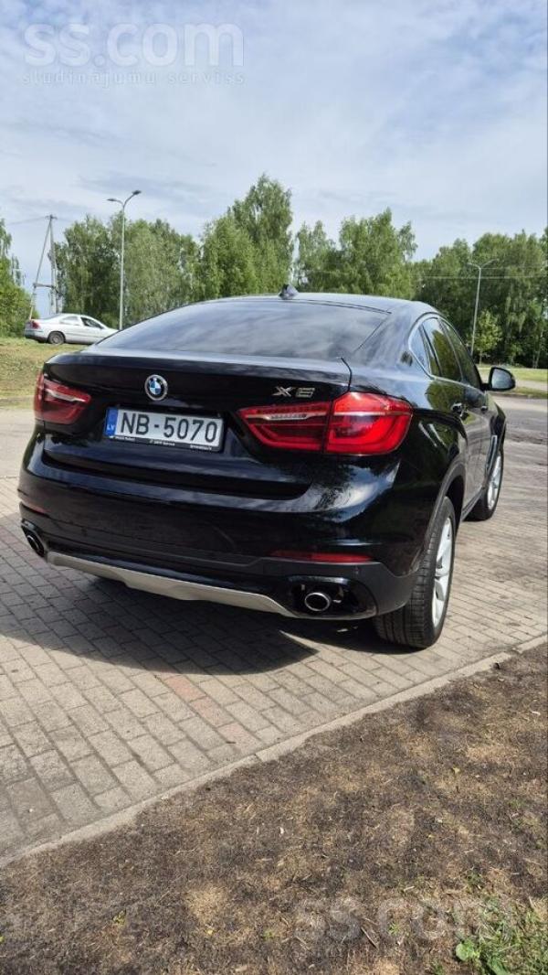 Melns BMW X6 2016 Rīga, ar dzinēja tilpumu 3.00 L un nobraukumu 135 tūkst. km par 29900 €, foto 4 vietnē AUTOMOTO.COM.LV