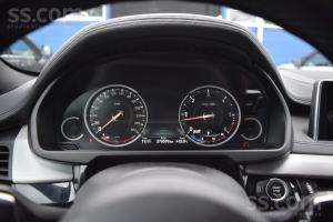 Black BMW X6 2016 in Riga, with an engine capacity of 3.00 L and mileage of 276 thousand km for 20900 €, photo 13 on AUTOMOTO.COM.LV
