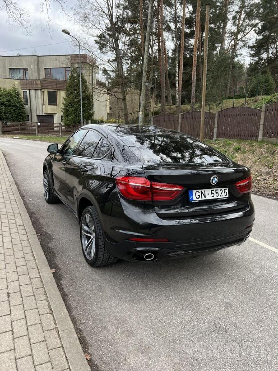 Black BMW X6 2016 in Riga, with an engine capacity of 3.00 L and mileage of 146 thousand km for 22000 €, photo 4 on AUTOMOTO.COM.LV