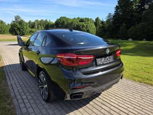 Black BMW X6 2016 in Telschi, with an engine capacity of 2.99 L and mileage of 260 thousand km for 24500 €, photo 5 on AUTOMOTO.COM.LV