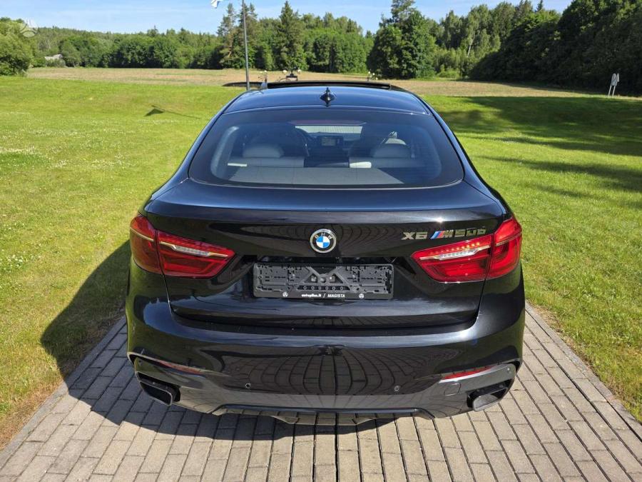 Black BMW X6 2016 in Telschi, with an engine capacity of 2.99 L and mileage of 260 thousand km for 24500 €, photo 7 on AUTOMOTO.COM.LV